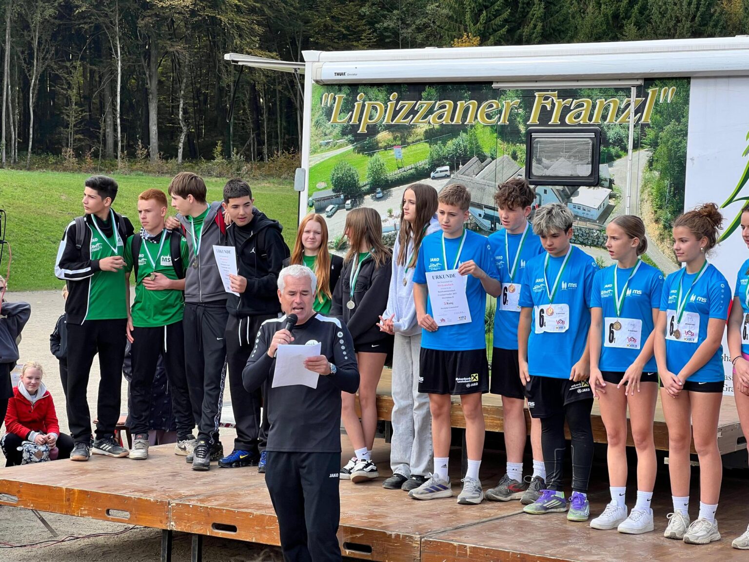 Crosslauf Bezirksmeisterschaften - starke Leistungen unserer Teams ...